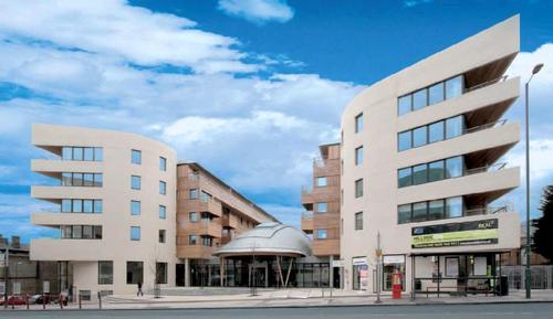 Londyński kompleks Stonebridge Hillside Hub - Architektura - budnet.pl